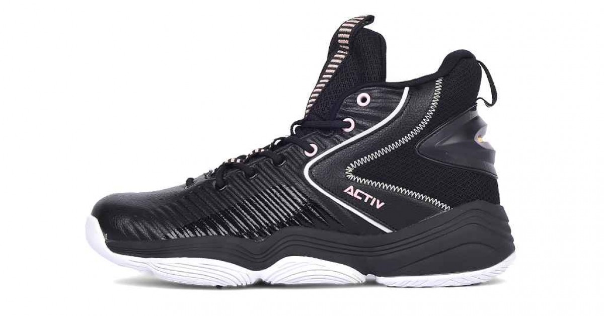 Own The Game Black/Red Shoes