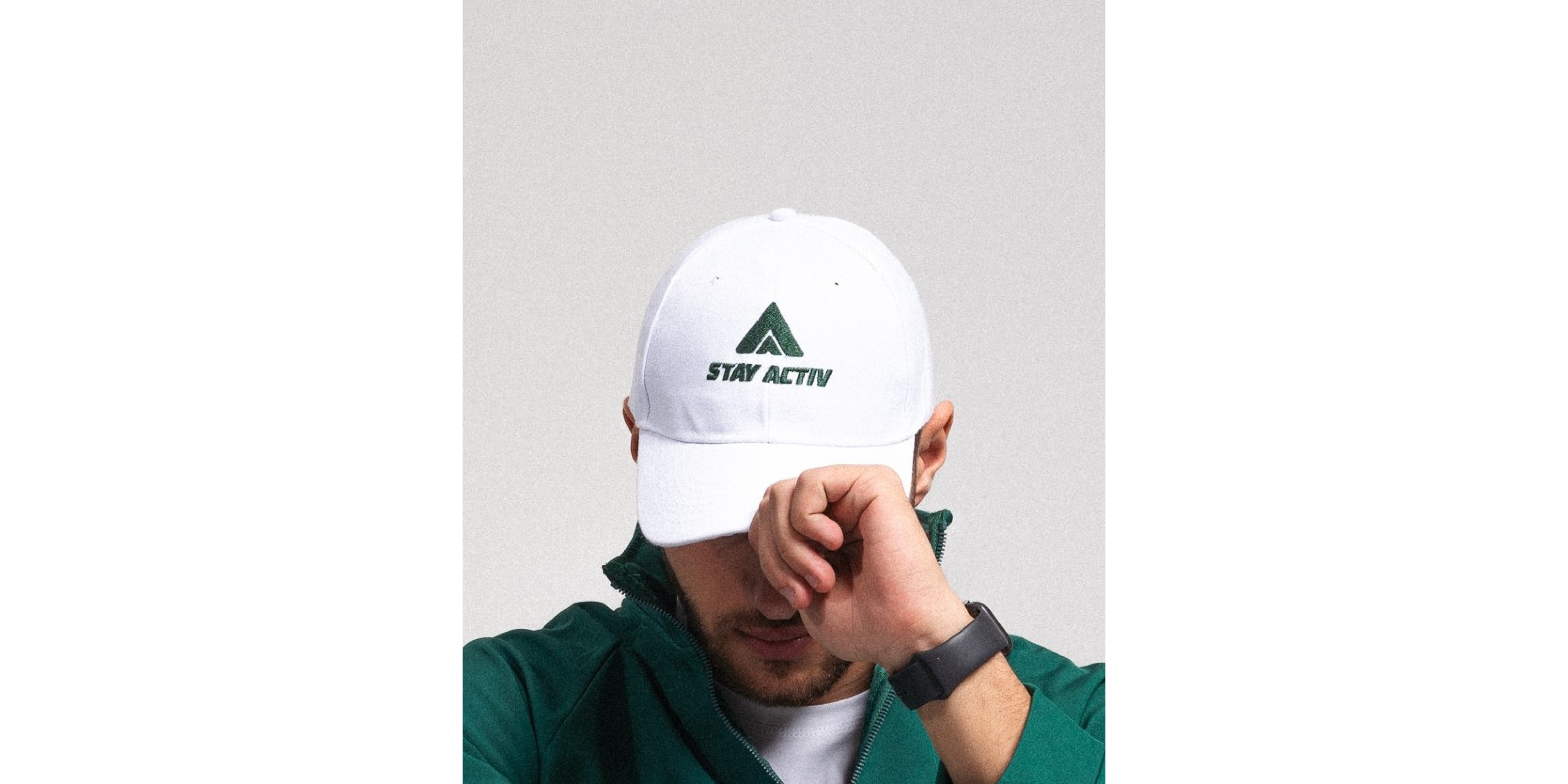Stay Activ Cap with adjustable strap - White